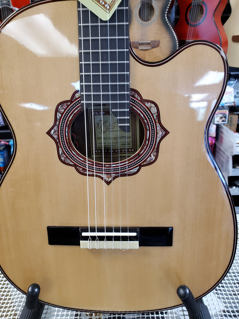 Requinto Don Cortez Alex Deluxe DX932 Rose Wood – Us Music Store